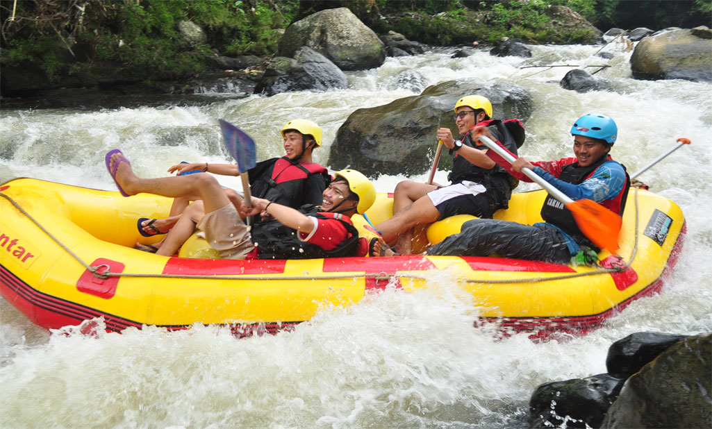 Arung Jeram Cisarua Bogor, Rafting Terbaik di Cisarua 225